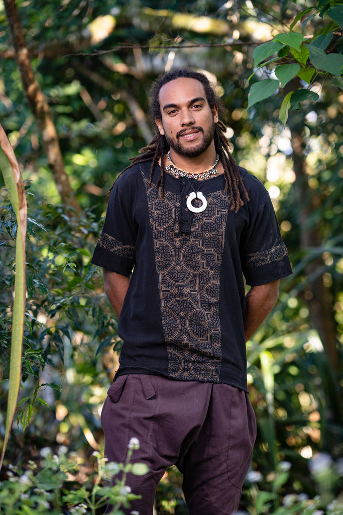 Mens WASKA Top Black Sacred Plant Shipibo | AJJAYA