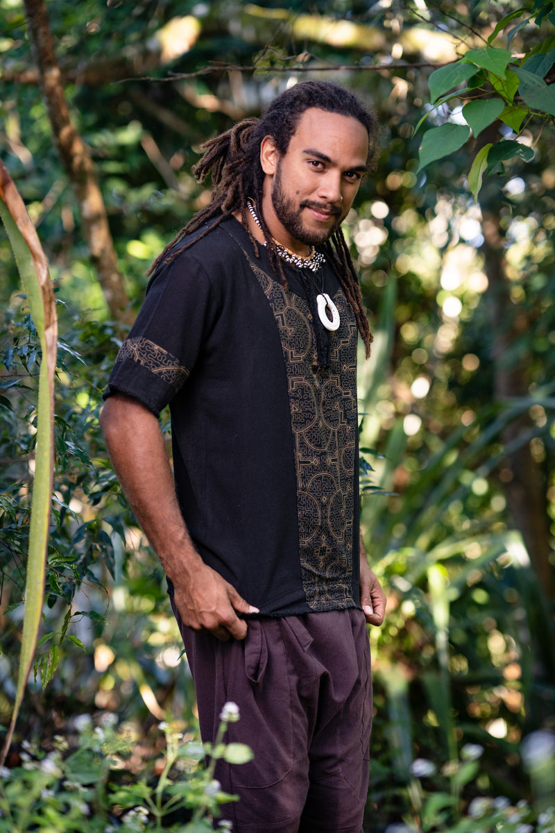 Mens WASKA Top Black Sacred Plant Shipibo | AJJAYA