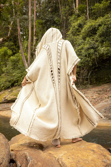 Womens Kimonos – AJJAYA